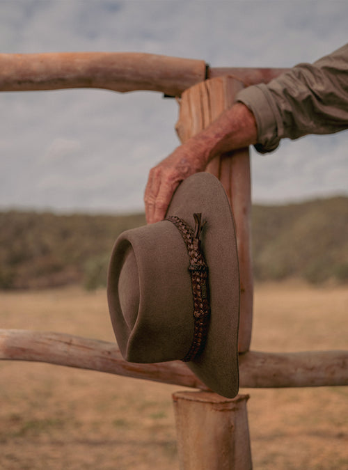 The Akubra Brumby – Celebrating 30 Years of The Man From Snowy River ...