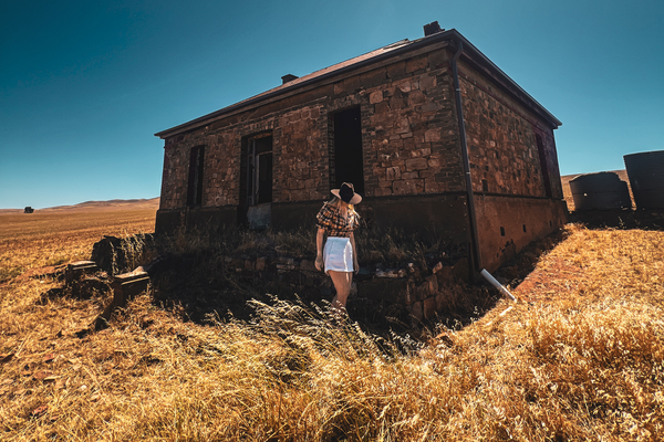 Meet Sara Berki: A Country Artist with a Story to Tell